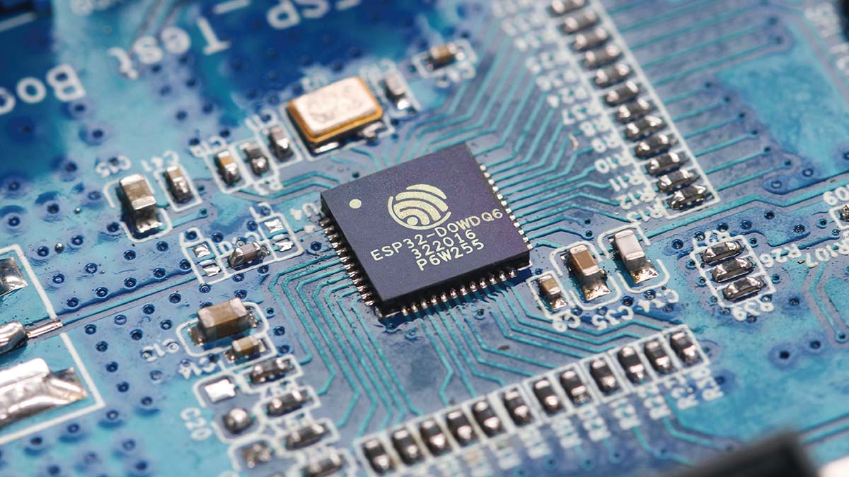 ESP32-S2 Mini: Review and ESPHome Notes » Tadeu Bento